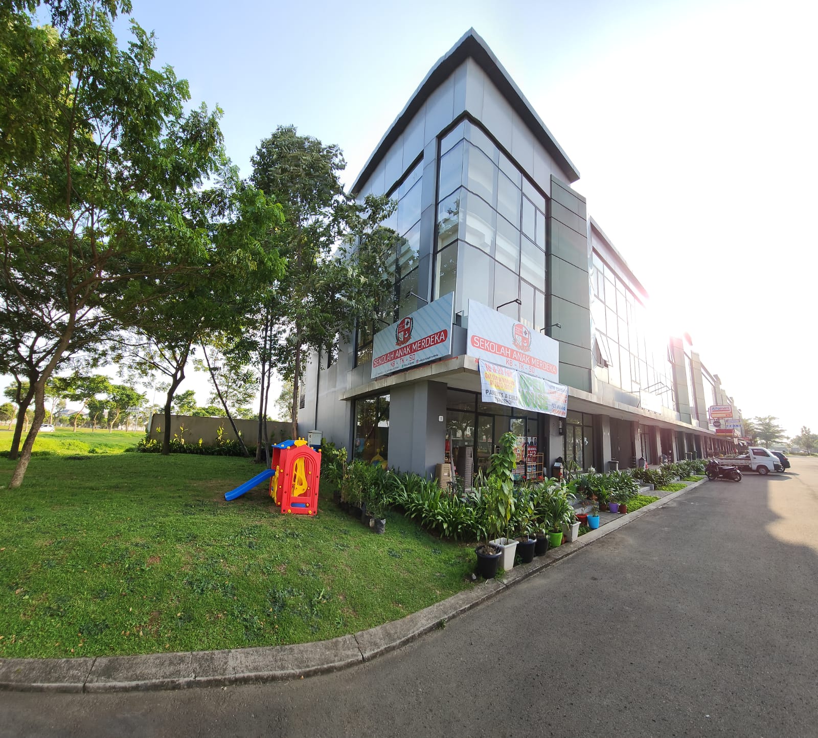 Sekolah Anak Merdeka